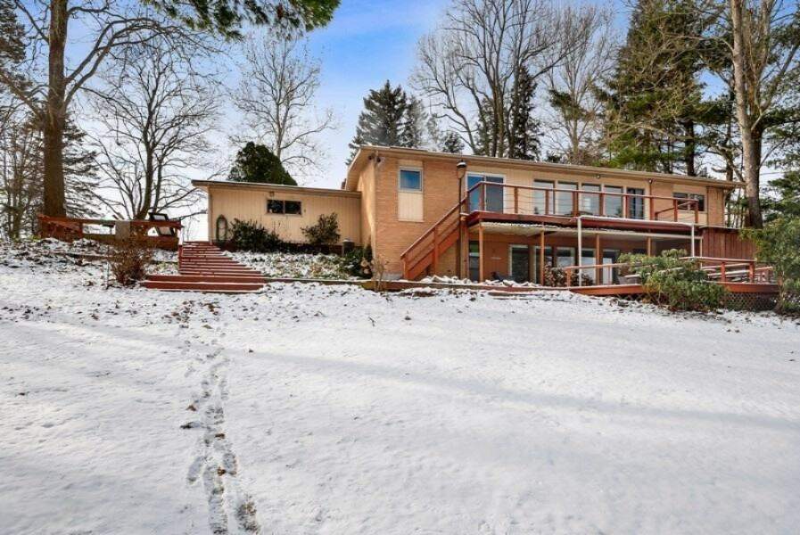 61979 Cr 681, Hartford, MI 49057 | MLS# 19057828 | @properties SW Michigan