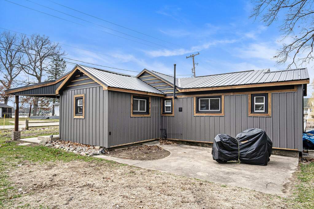 31908 Decker Road, Colon, MI 49040 | MLS# 24011401 | @properties SW ...