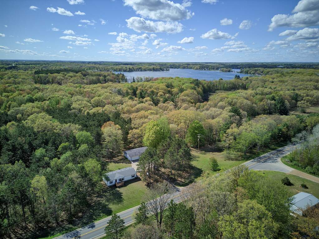 13885 80th. Avenue, Mecosta, MI 49332 | MLS# 24023695 | @properties SW ...