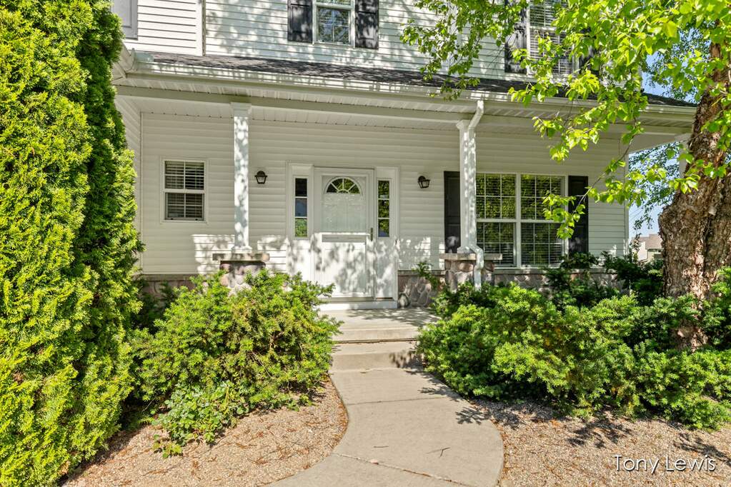 8544 Rainbows End Road Se, Caledonia, MI 49316 | MLS# 24025987 ...