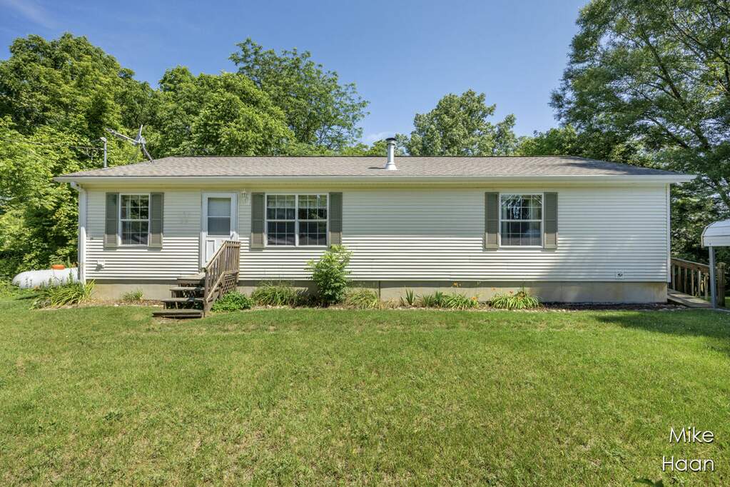 16842 White Road, Bailey, MI 49303 | MLS# 24032369 | @properties SW ...