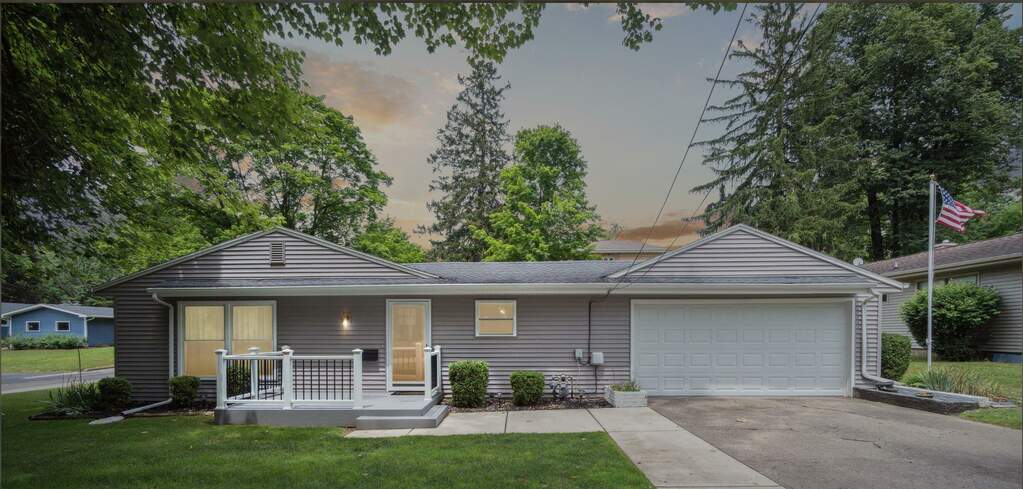 95 State Street, Hillsdale, MI 49242 | MLS# 24032622 | @properties SW ...