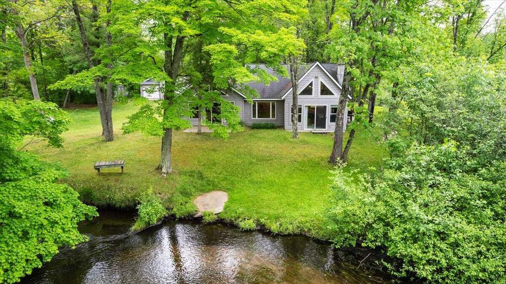2263 W Riverbend Trail, Baldwin, MI 49304 | MLS# 25031211 | @properties ...