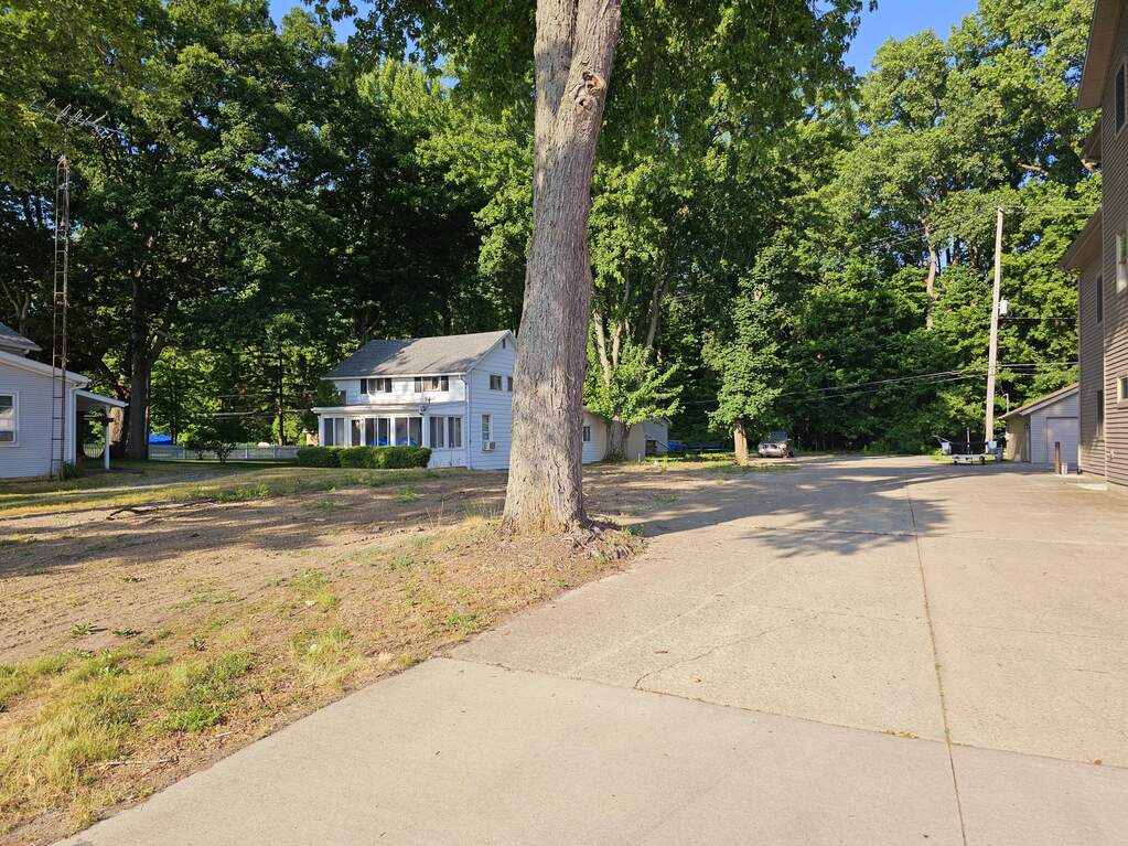 3393 Round Lake Highway, Manitou Beach, MI 49253 | MLS# 25058587 ...