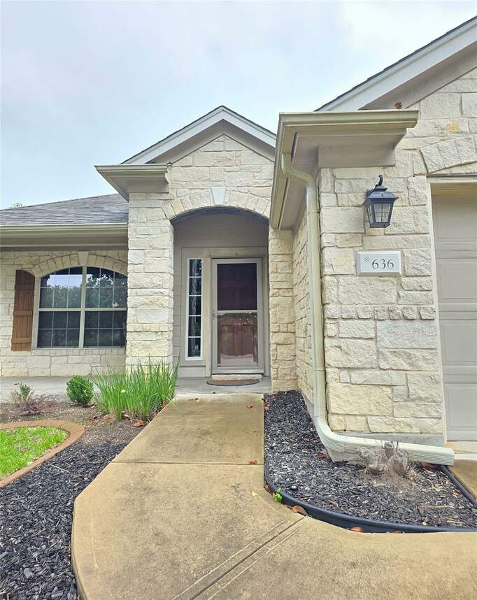636 Rusk Rd, Round Rock, TX 78665 | MLS# 1173900 | @properties lone ...