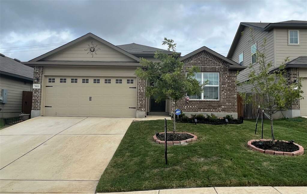 7011 Capella Cir, San Antonio, TX 78242 | MLS# 1330702 | @properties ...