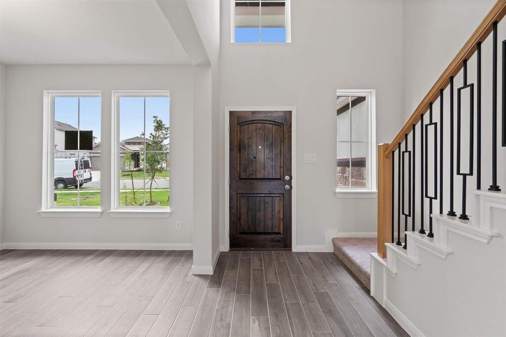329 Stellar Wind Dr, Georgetown, TX 78628 | MLS# 1955451 | @properties ...