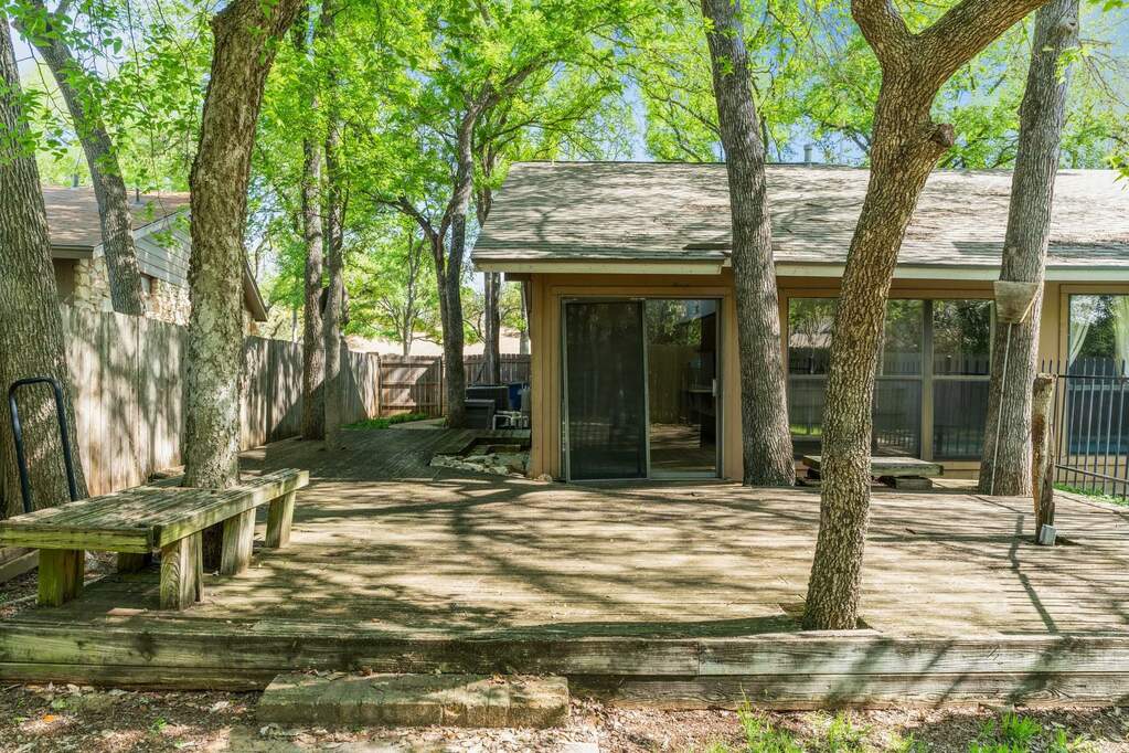 4319 Sendero Dr, Austin, TX 78735 | MLS# 1974874 | @properties Dallas