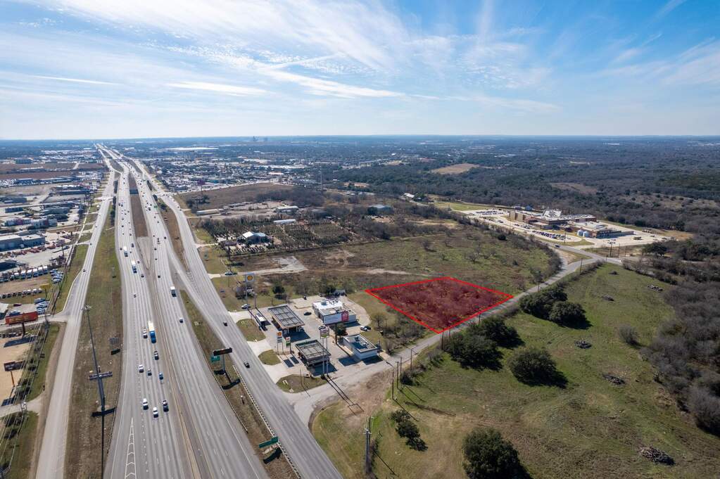 1701 Manchaca Springs Rd, Buda, TX 78610 | MLS# 2006984 | @properties ...