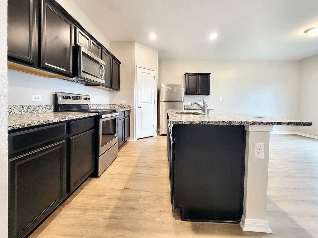 101 Circe Dr #99-B, Jarrell, TX 76537 | MLS# 2195463 | @properties Dallas