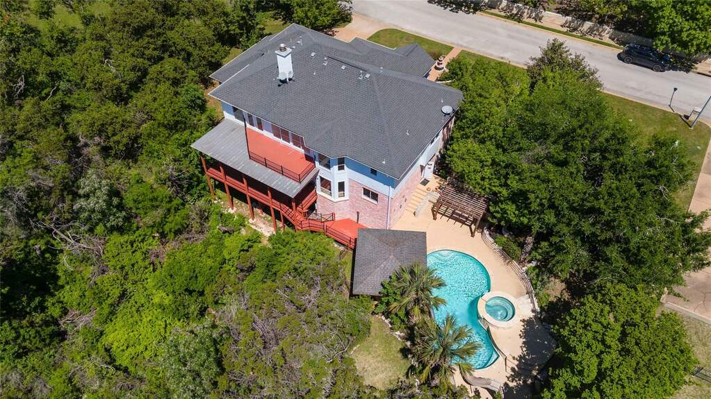 5120 Eagle Trace Trl, Austin, TX 78730 | MLS# 2214059 | @properties ...