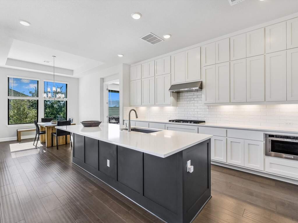 243 Bridge Water Loop, Dripping Springs, TX 78620 | MLS# 2304069 ...