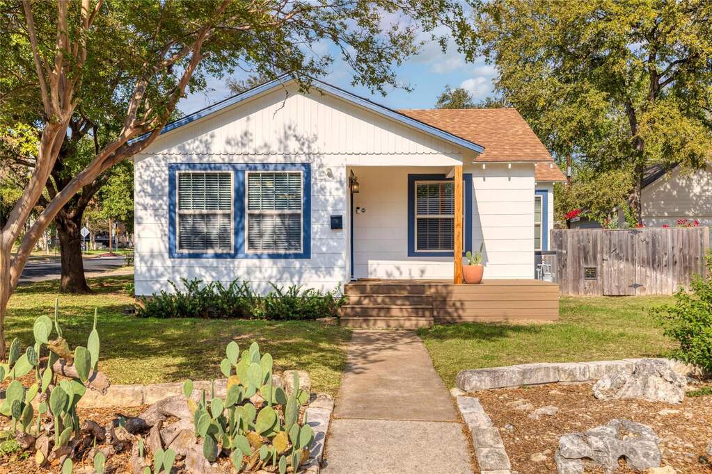 1920 W 40th St, Austin, TX 78731 | MLS# 2433079 | @properties lone star ...