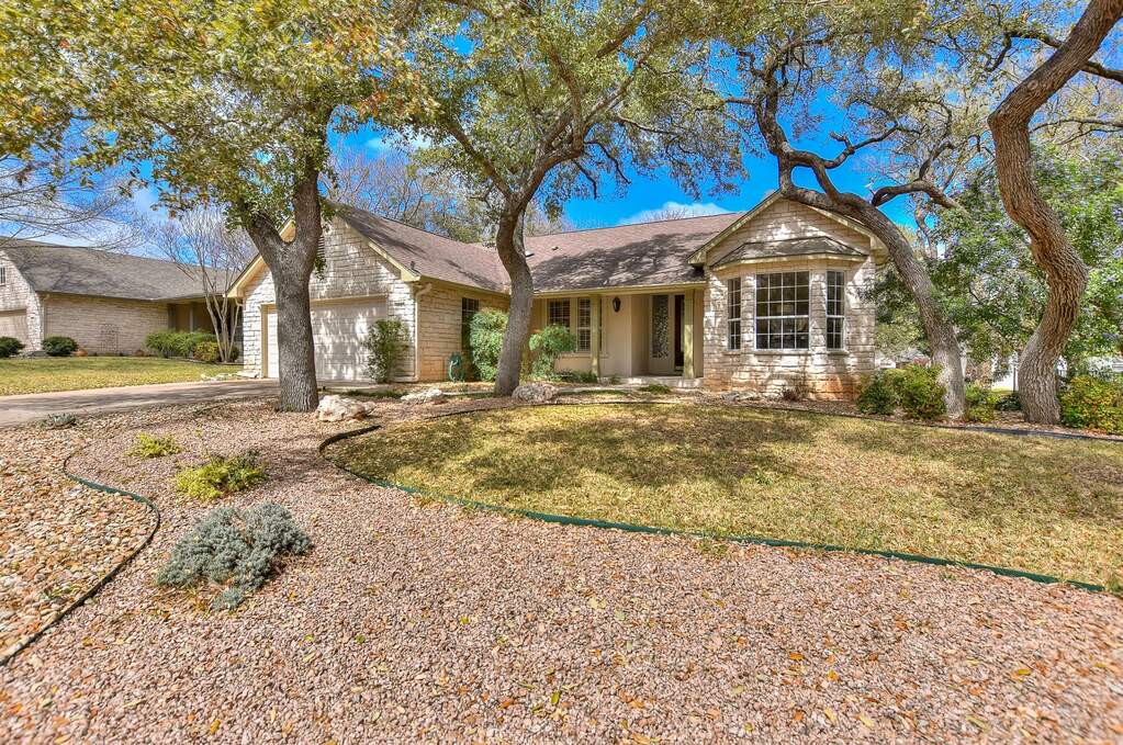 104 Enchanted Dr, Georgetown, TX 78633 | MLS# 2819521 | @properties ...