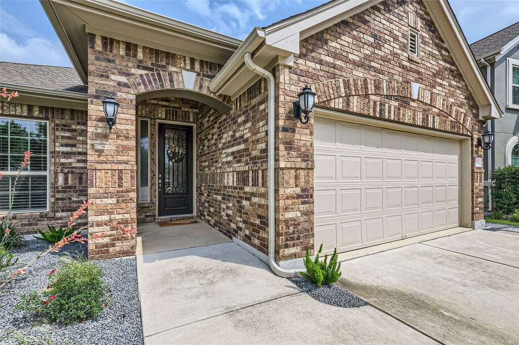 2316 Broken Wagon Dr, Leander, TX 78641 | MLS# 3019567 | @properties ...