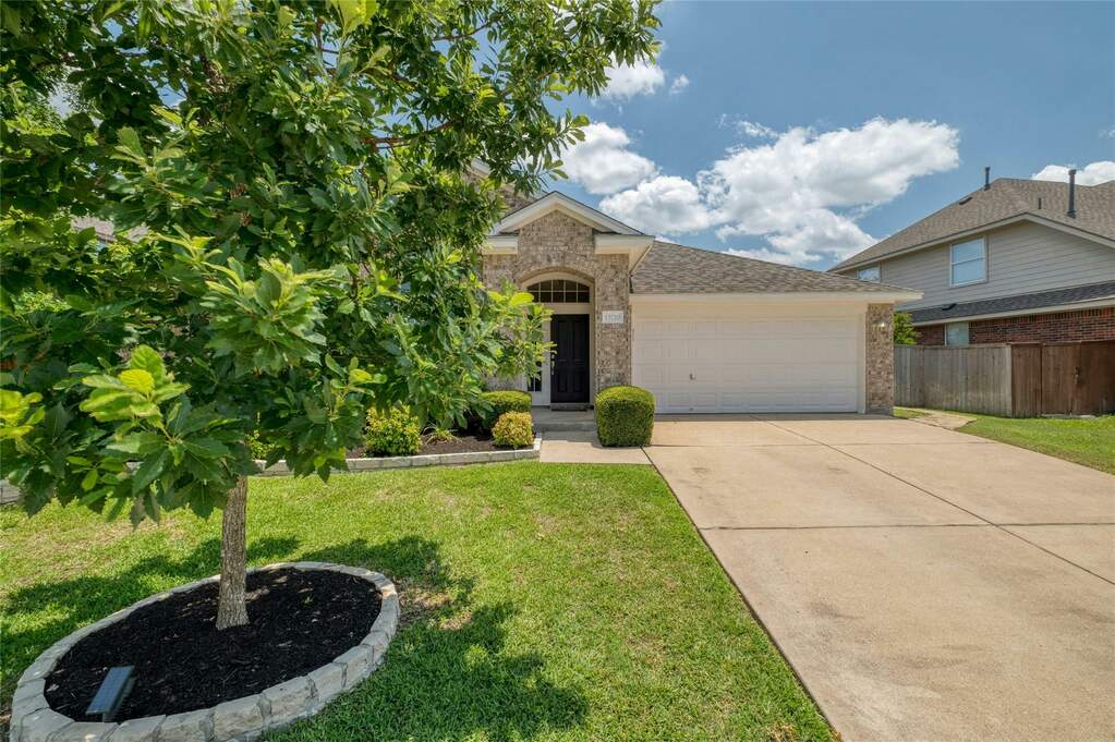 13720 Field Spar Dr, Manor, TX 78653 | MLS# 3306445 | @properties lone ...