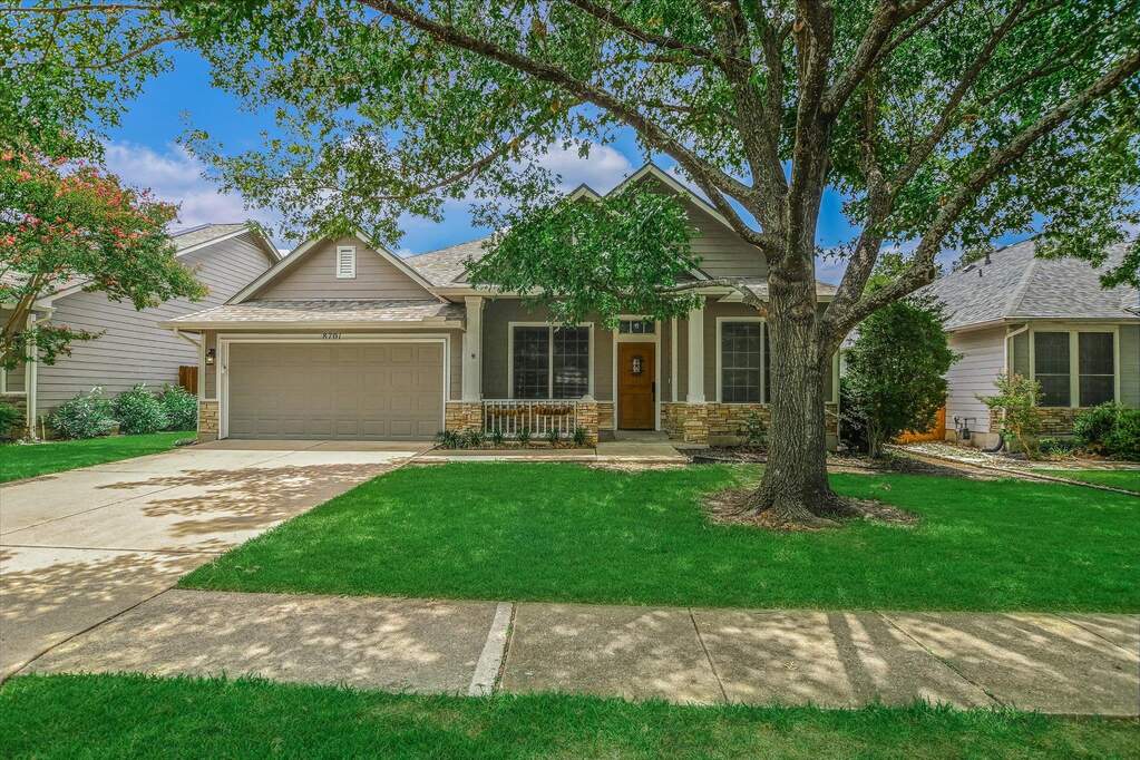 8701 Little Laura Dr, Austin, TX 78757 | MLS# 3734100 | @properties ...