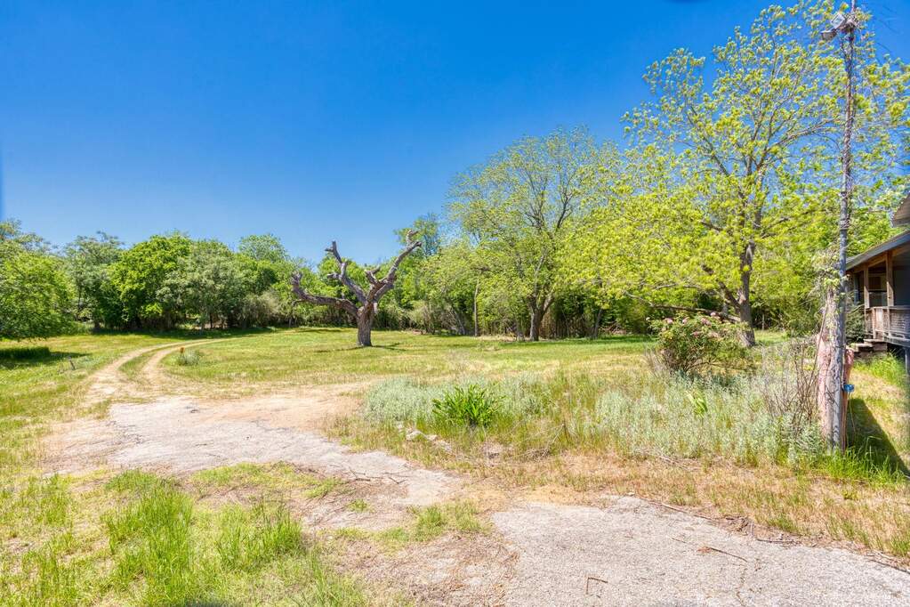 8612 Fm 1854, Dale, TX 78616 | MLS# 3803185 | @properties lone star ...