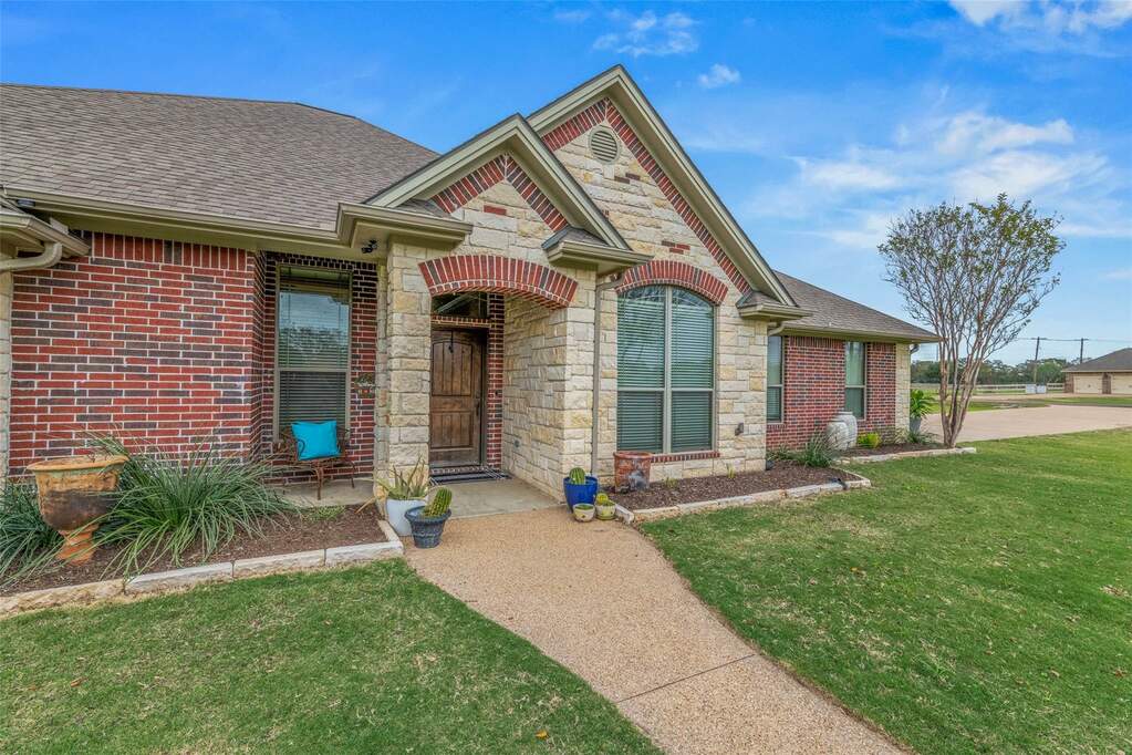 5310 Prairie Dawn Trl, College Station, TX 77845 | MLS# 4692362 ...
