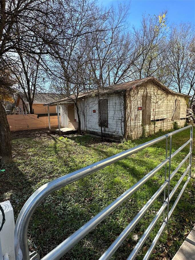114 Kimble Ln, Austin, TX 78742 | MLS# 4762940 | @properties lone star ...
