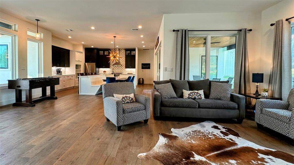 418 Venture Blvd S, Point Venture, TX 78645 | MLS# 5004139 ...