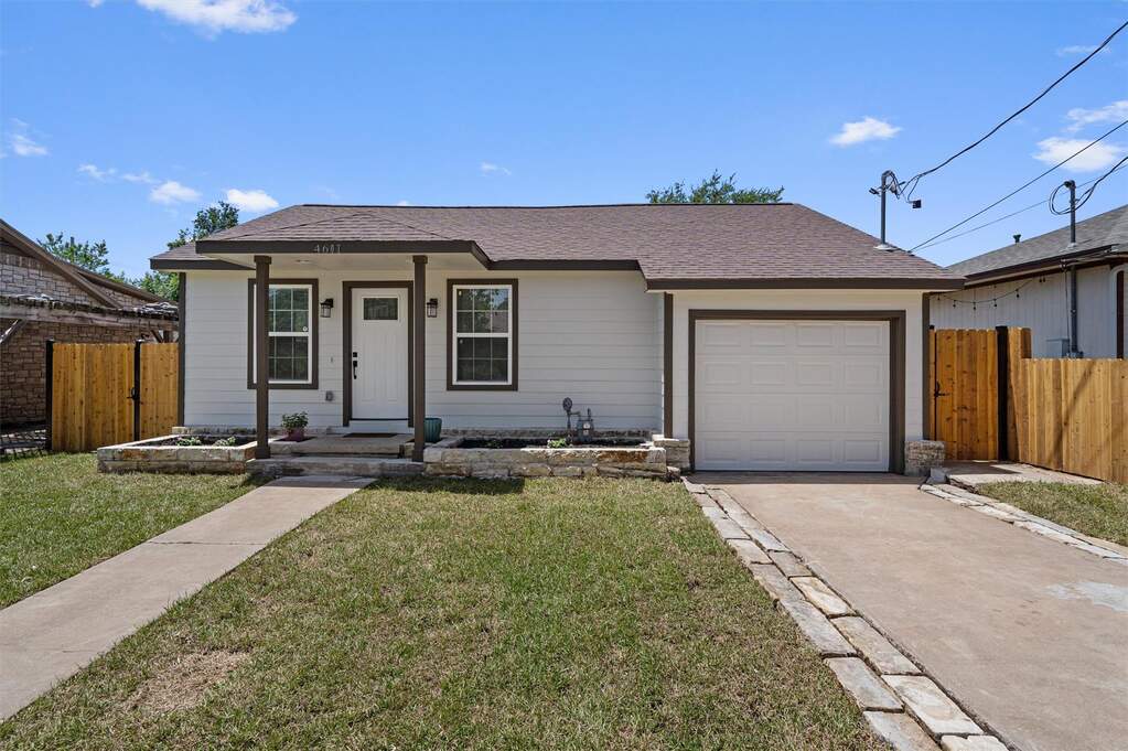 4607 Ribbecke Ave, Austin, TX 78721 | MLS# 5641722 | @properties lone ...