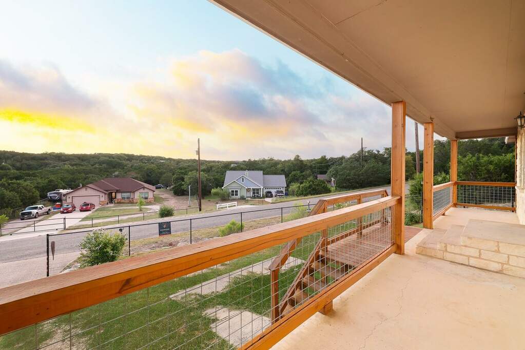 2630 Rocky Ridge Loop, Canyon Lake, TX 78133 | MLS# 5725754 ...