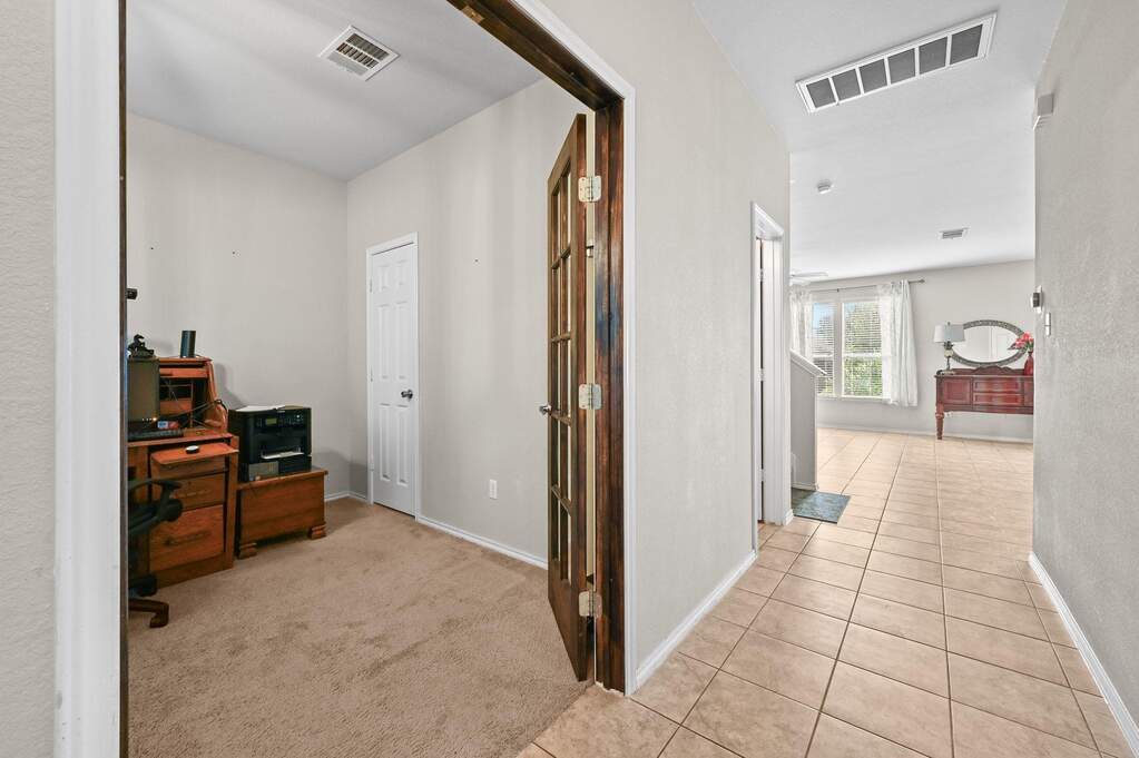 140 Lynn Crest Bnd, Buda, TX 78610 | MLS# 5914723 | @properties lone ...