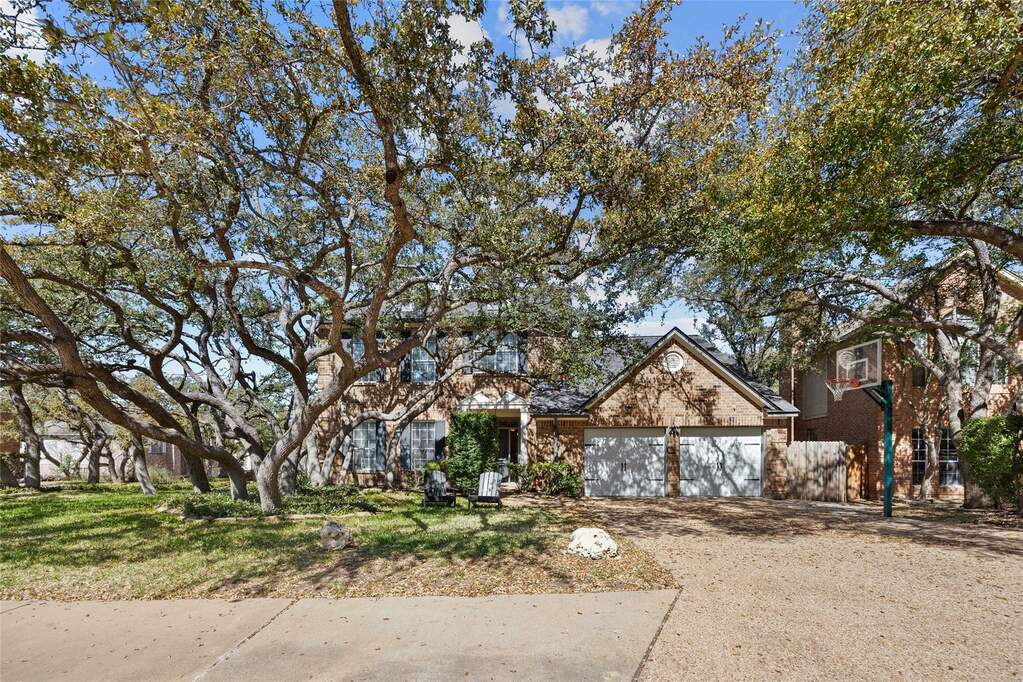12414 Old Salt Trl, Austin, TX 78732 | MLS# 6393759 | @properties lone ...