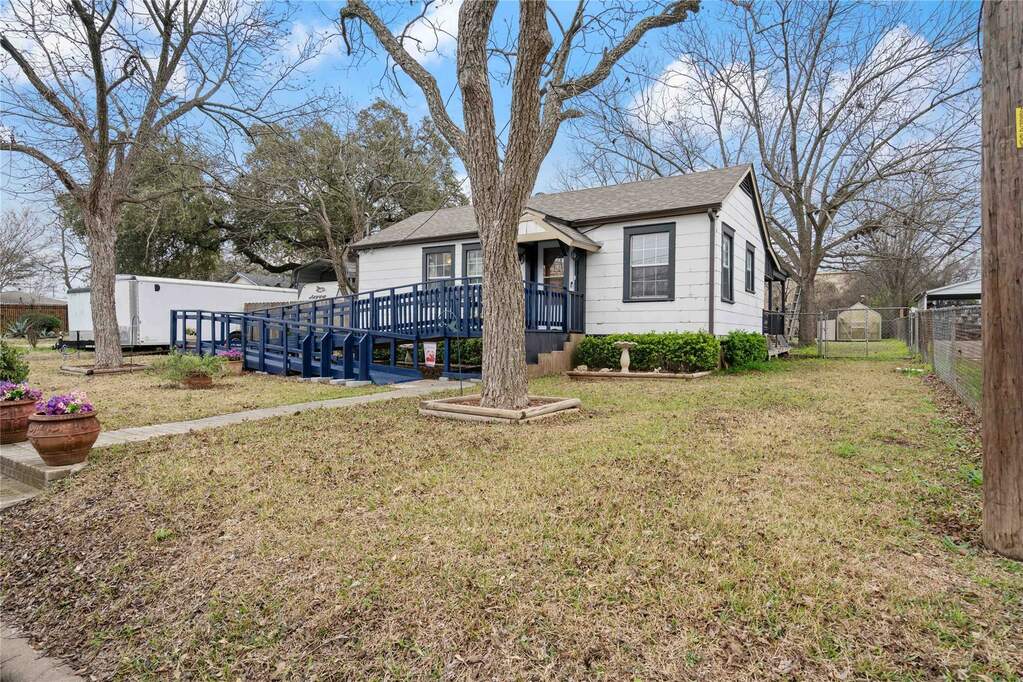 1509 Morgan Ln, Austin, TX 78704 | MLS# 7683652 | @properties lone star ...