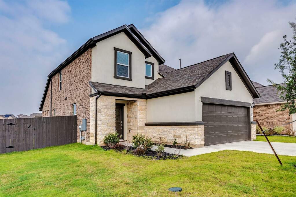 420 Pepperbark Loop, Buda, TX 78610 | MLS# 8039792 | @properties lone ...