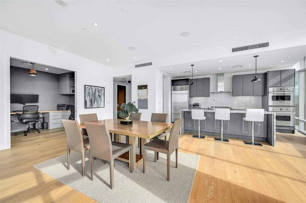 200 Congress Ave #32SE, Austin, TX 78701 | MLS# 8104277 | @properties ...