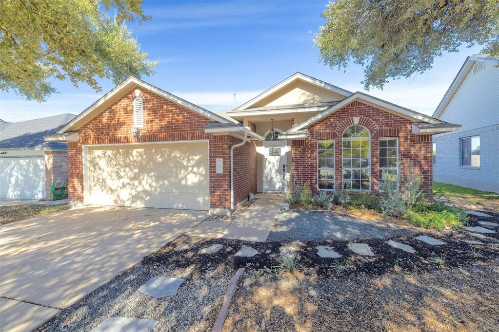 2449 Roundabout Ln, Round Rock, TX 78664 | MLS# 9366216 | @properties ...