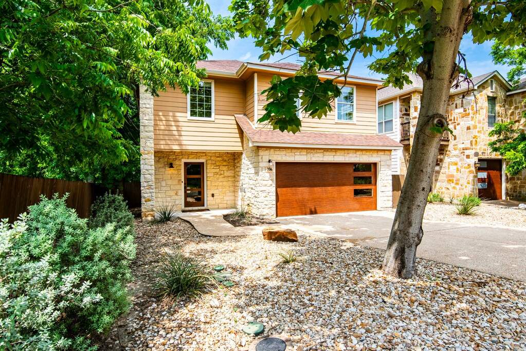 206 W Mockingbird Ln, Austin, TX 78745 | MLS# 9799556 | @properties ...