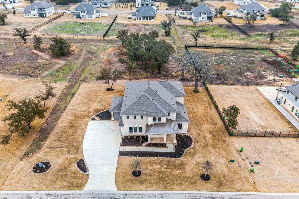 185 Shady Hill Loop, Liberty Hill, TX 78642 | MLS# 9806144 ...