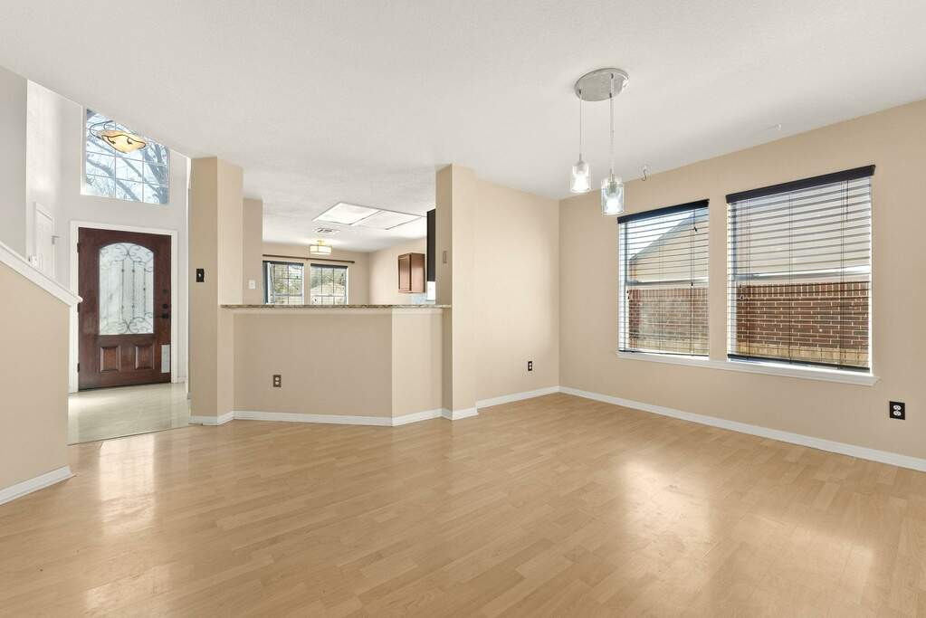 2410 Roundabout Ln, Round Rock, TX 78664 | MLS# 9872423 | @properties ...