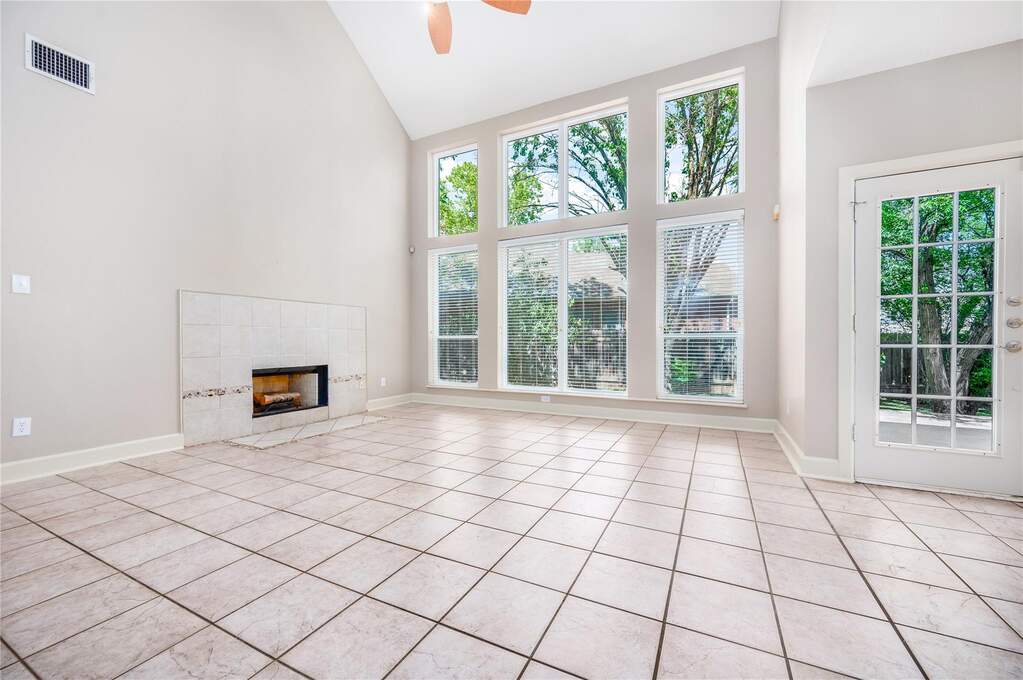 5400 Amanda Ellis Ct, Austin, TX 78749 | MLS# 9947823 | @properties ...